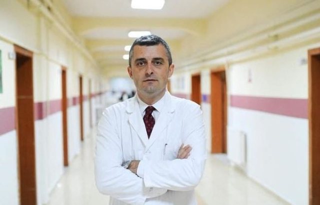 U zhyt me kokë në Bunë dhe u dëmtua rëndë, Qeveria mbulon shpenzimet e ... U zhyt me kokë në Bunë dhe u dëmtua rëndë, Qeveria mbulon shpenzimet e ...